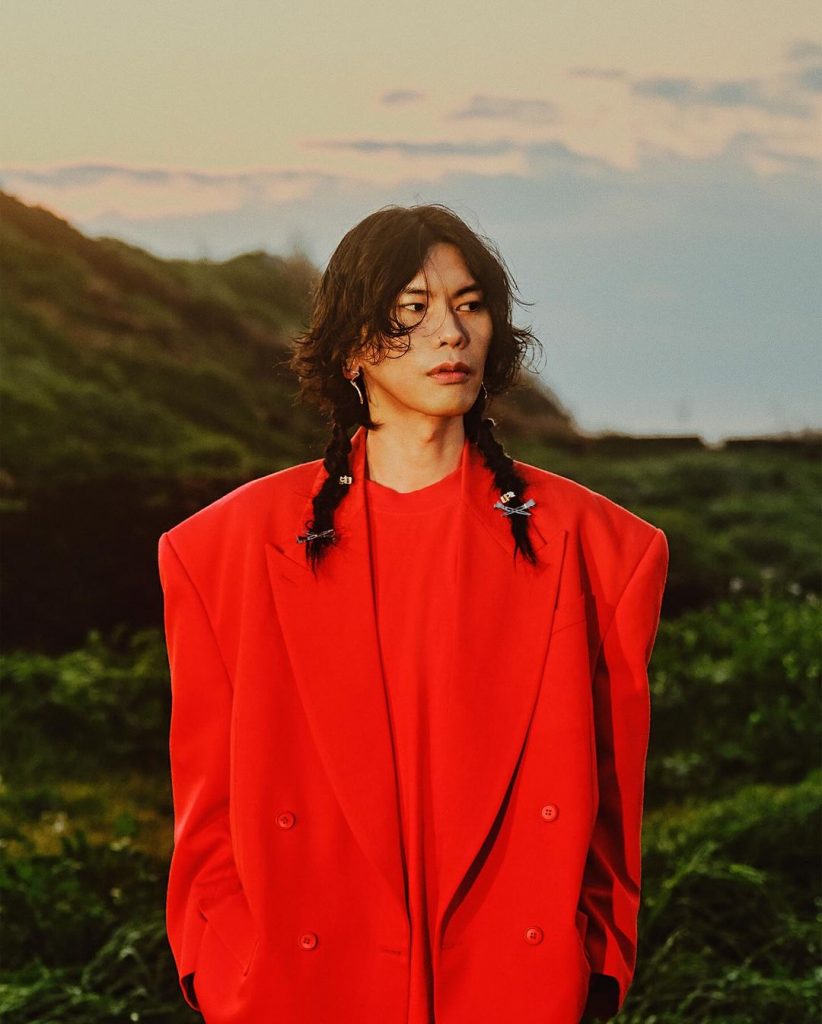 Kenshi Yonezu lança novo single “RED OUT” – Bunkyo